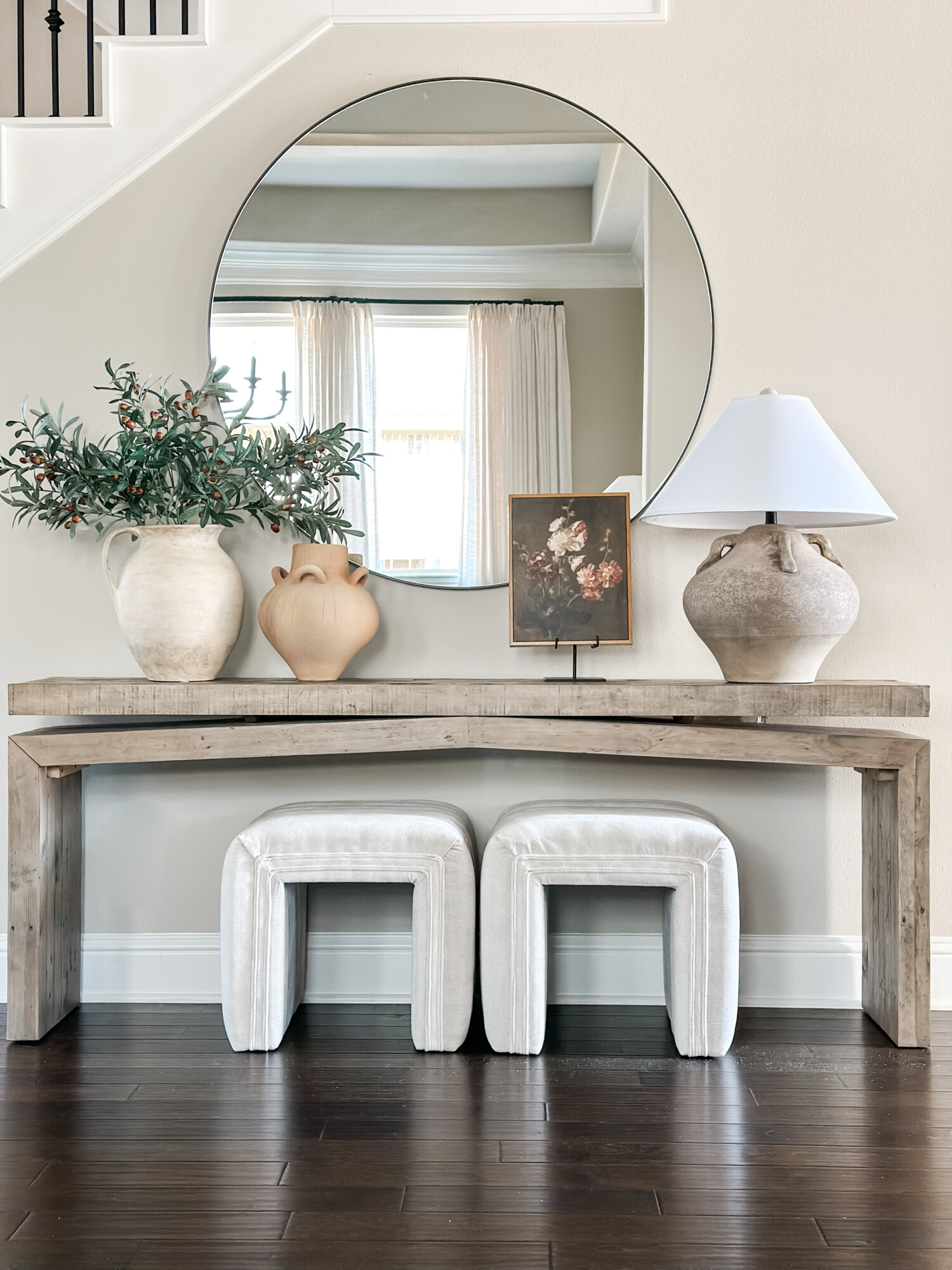 Console Styling: Tips for Creating an Elegant and Functional Space ...