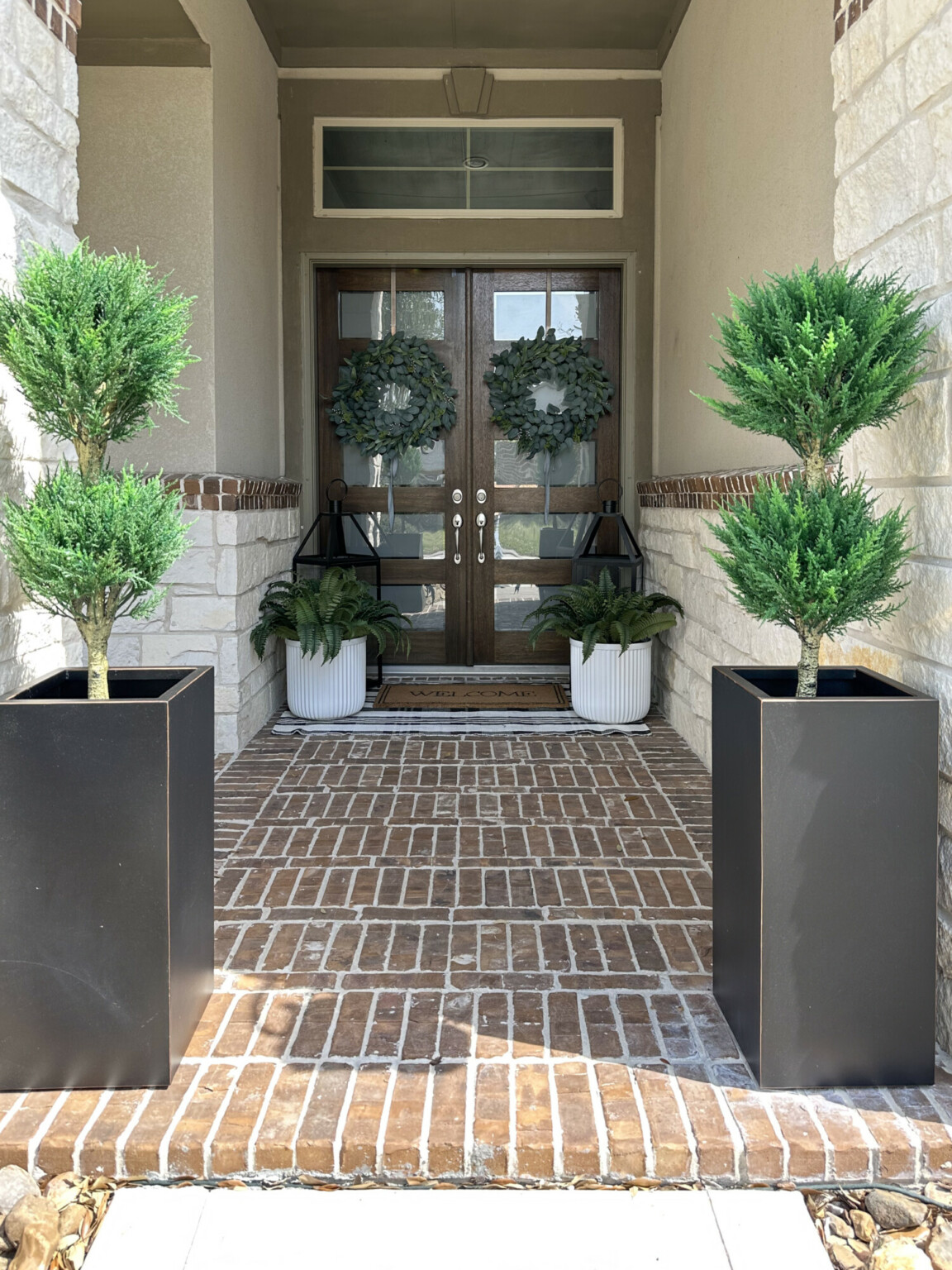 outdoor spring refresh - Beige White Gray